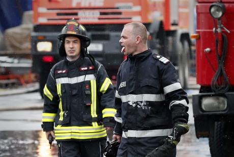 Romanian Firemen Try Extinguish Big Fire Editorial Stock Photo - Stock ...