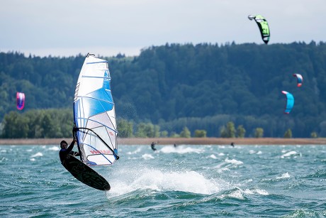 Wind and Kite surfing at Lake Biel/Bienne, La Neuveville, Switzerland ...