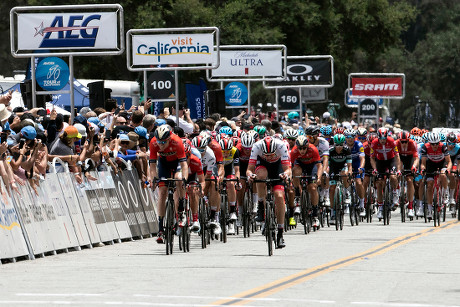 Peloton Reaches Finish Line Seventh Last Editorial Stock Photo - Stock ...