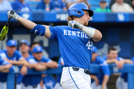 Kentuckys Elliott Curtis During Game Between Editorial Stock Photo ...