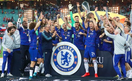 Chelsea Players Celebrate Trophy After Winning Editorial Stock Photo ...
