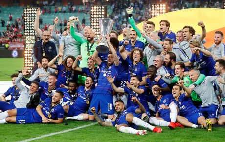 Chelsea Players Celebrate Trophy After Winning Editorial Stock Photo ...