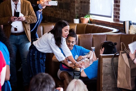 Congresswoman Alexandria Ocasiocortez Serves Food Queensboro Editorial ...
