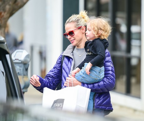 Brooke Burns Her Daughter Declan Wells - Foto de stock de contenido ...