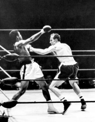 Muhammad Ali Sir Henry Cooper V Editorial Stock Photo - Stock Image ...