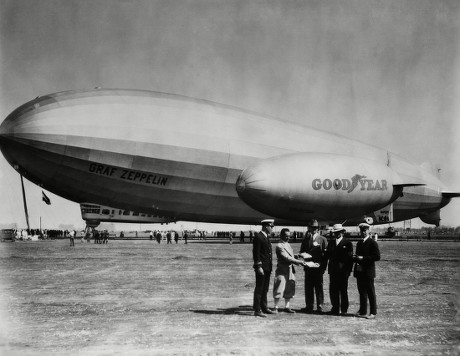 19 German dirigible graf zeppelin Stock Pictures, Editorial Images and ...