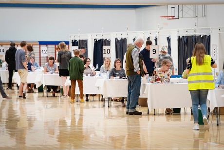 Voters Wait Line Exchange Their Voting Editorial Stock Photo - Stock ...