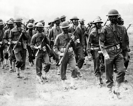 2 Us army gas warfare training Stock Pictures, Editorial Images and ...