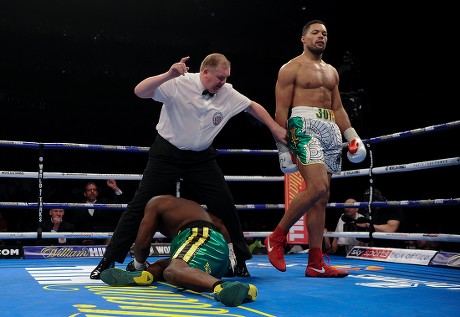 Lenroy Thomas V Joe Joyce Behind Editorial Stock Photo - Stock Image ...