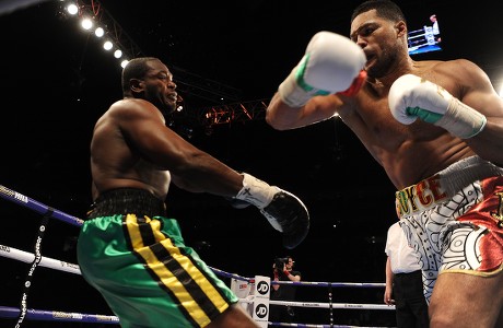 Lenroy Thomas V Joe Joyce Behind Editorial Stock Photo - Stock Image ...