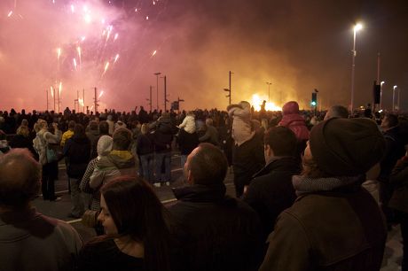 33 Firework battle Stock Pictures, Editorial Images and Stock Photos ...