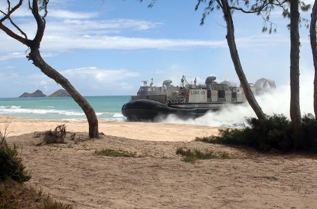 500 American landing craft Stock Pictures, Editorial Images and Stock ...