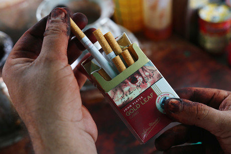 Pakistani Man Buys Cigarettes Shop Karachi Editorial Stock Photo ...