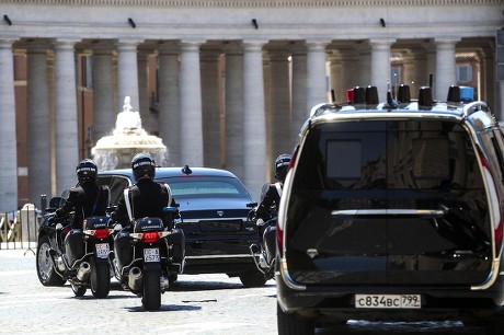Motorcade Russian President Vladimir Putin Passes Editorial Stock Photo ...