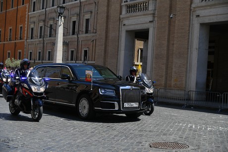 Motorcade Russian President Vladimir Putin Passes Editorial Stock Photo ...