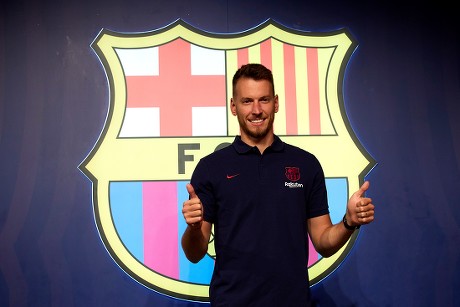 Fc Barcelonas Goalkeeper Norberto Murara Neto Editorial Stock Photo ...