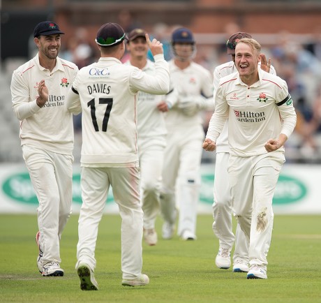__COUNT__ imágenes de Lancashire v Sussex, Specsavers County ...