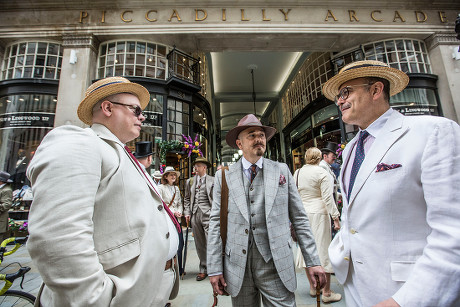 grand flaneur walk mayfair Stock Photos (Exclusive) | Shutterstock