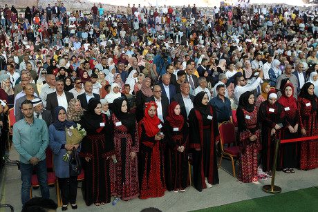 Palestinian Students Celebrate 45th Graduation Ceremony Editorial Stock ...