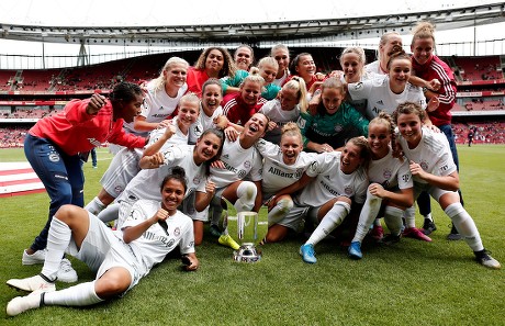 Bayern Munich Women Team Celebrate Trophy Editorial Stock Photo - Stock ...