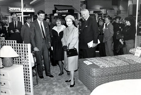 Daily Mail Ideal Home Exhibition Queen Editorial Stock Photo - Stock ...