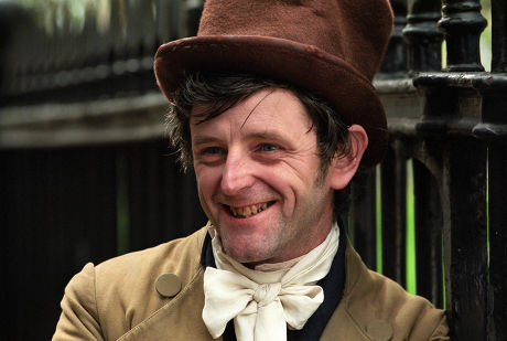 'Oliver Twist' TV Stock Pictures, Editorial Images and Stock Photos ...