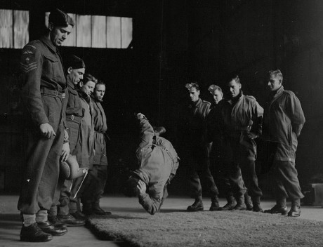 Wwii Britain Army Paratroopersa Large Force Editorial Stock Photo ...