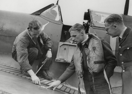 Wwii Britain Raf Fighter Squadron Pilots Editorial Stock Photo - Stock ...