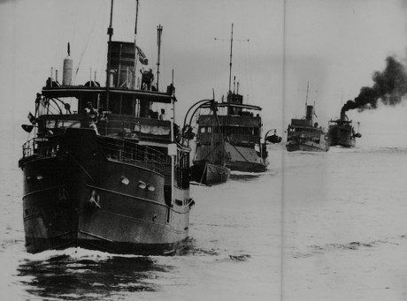 Wwii Britain Navy Minesweepers Picture Shows Editorial Stock Photo ...