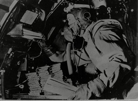 Wwii Britain Radiolactionmarvelous Radar Detecting Enemy Editorial ...