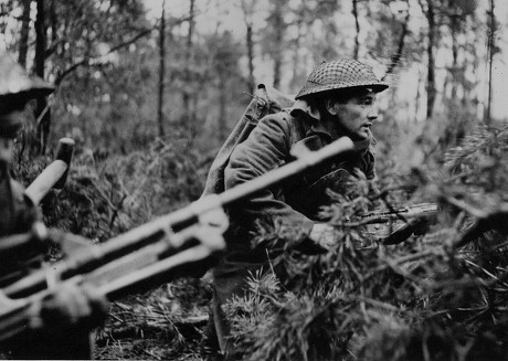 44 Canadian army men Stock Pictures, Editorial Images and Stock Photos ...