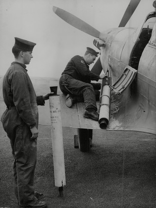 500 1940s fighter planes Stock Pictures, Editorial Images and Stock ...