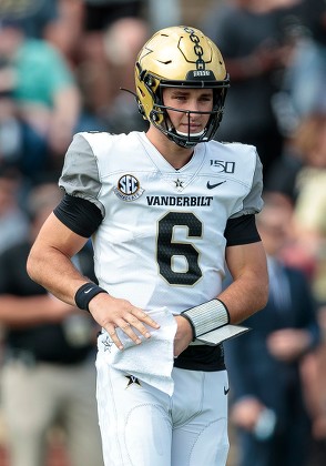 Vanderbilt Quarterback Riley Neal 6 Looks Editorial Stock Photo - Stock ...