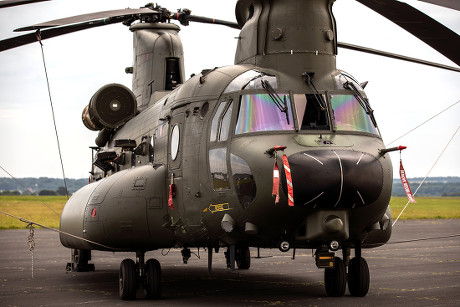 Boeing Chinook Tandem Rotor Helicopter Editorial Stock Photo - Stock ...