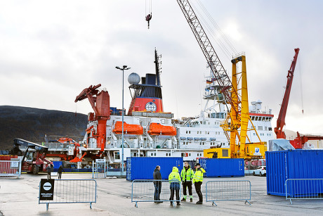 German Icebreaker Research Vessel Polarstern Shore Editorial Stock ...