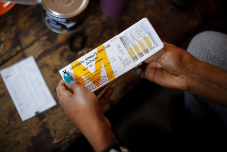Kenyan Transgender Woman Audrey Mbugua Prepares Editorial Stock Photo ...