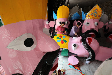 Indian Artists Prepare Effigies Mythical Demon Editorial Stock Photo ...