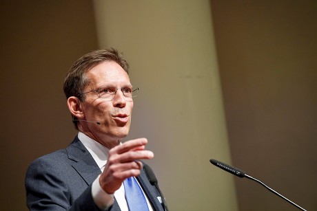 Thomas Perlmann Secretarygeneral Nobel Committee Presents Editorial ...