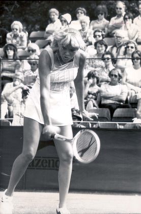 Tennis Player Sue Barker 1982 English Editorial Stock Photo - Stock Image | Shutterstock