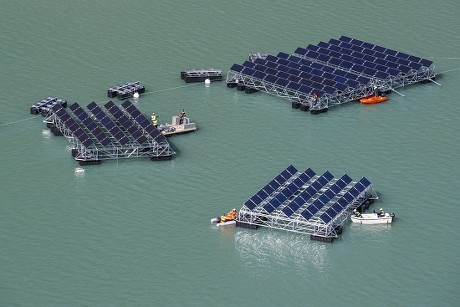 Workers Assemble Floating Barges Solar Panels Editorial Stock Photo ...