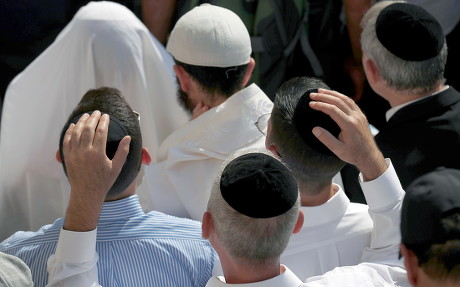__COUNT__ Sukkot Jewish holiday: mass priestly blessing at Jerusalem's ...