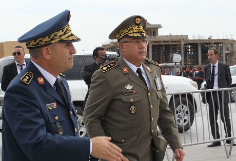 Members Tunisian Army Attend Official Ceremony Editorial Stock Photo ...