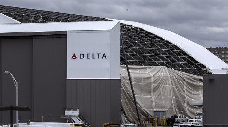 Cover Delta Airlines Hangar Logan International Editorial Stock Photo ...