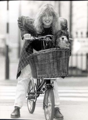 Liza Goddard Actress 1989 Lisa Goddard Editorial Stock Photo - Stock ...