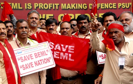Employees Beml Bharat Earth Movers Limited Editorial Stock Photo ...