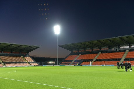 __COUNT__ imágenes de Barnet vs Potters Bar Town, Emirates FA Cup 4th ...