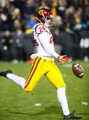Usc Trojans Defensive Lineman Caleb Tremblay Editorial Stock Photo ...