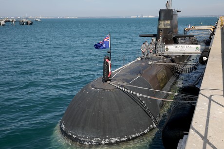750 Naval submarine base Stock Pictures, Editorial Images and Stock ...