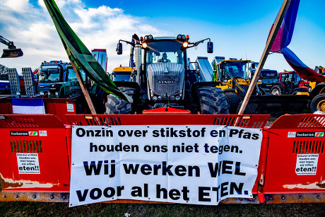 Construction workers protest, The Hague, Netherlands - 30 Oct 2019 ...
