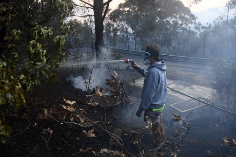 Nsw Rural Fire Service Firefighters Conduct Editorial Stock Photo ...